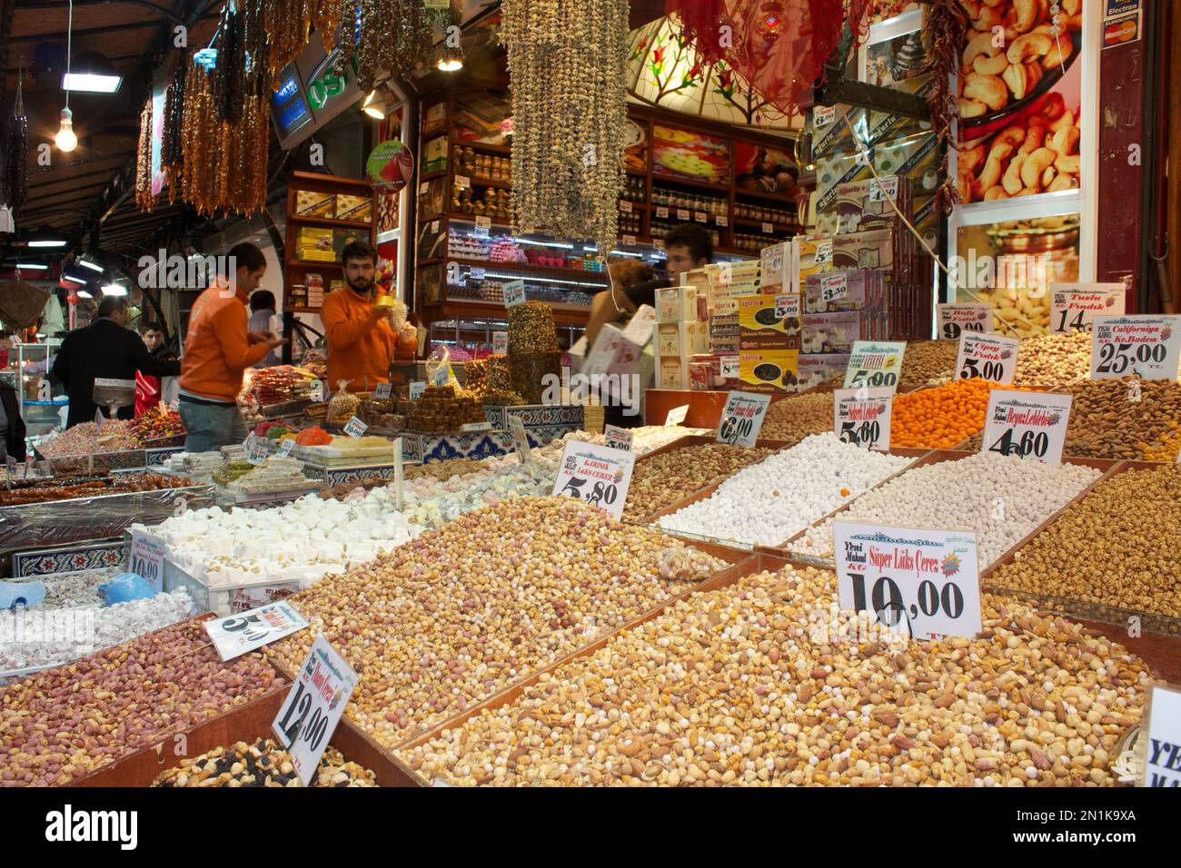 Spice Bazaar, Istanbul, Turkey Stock Photo - Alamy
