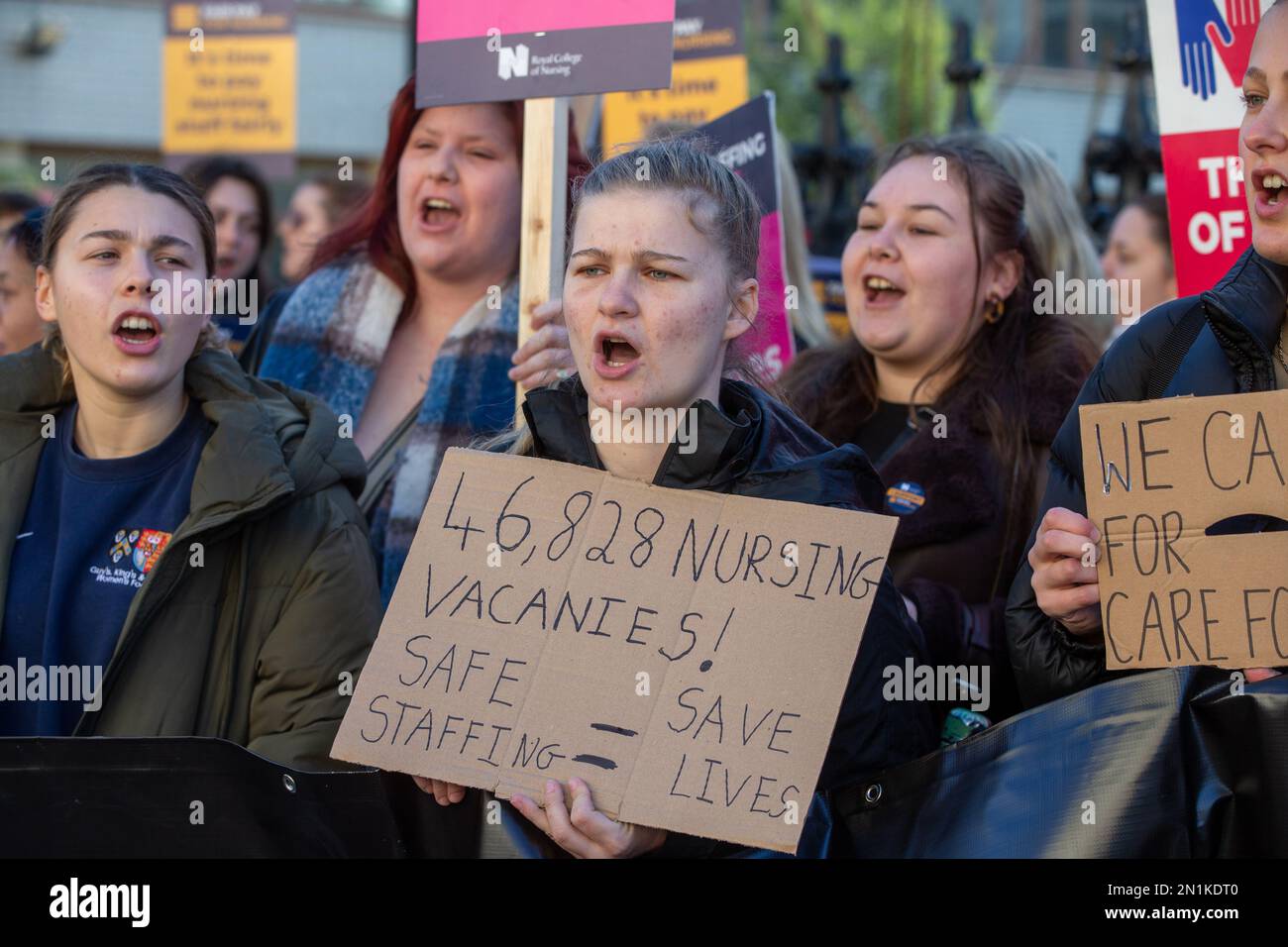 London, England, UK. 6th Feb, 2023. Nurses are seen at picket line ...