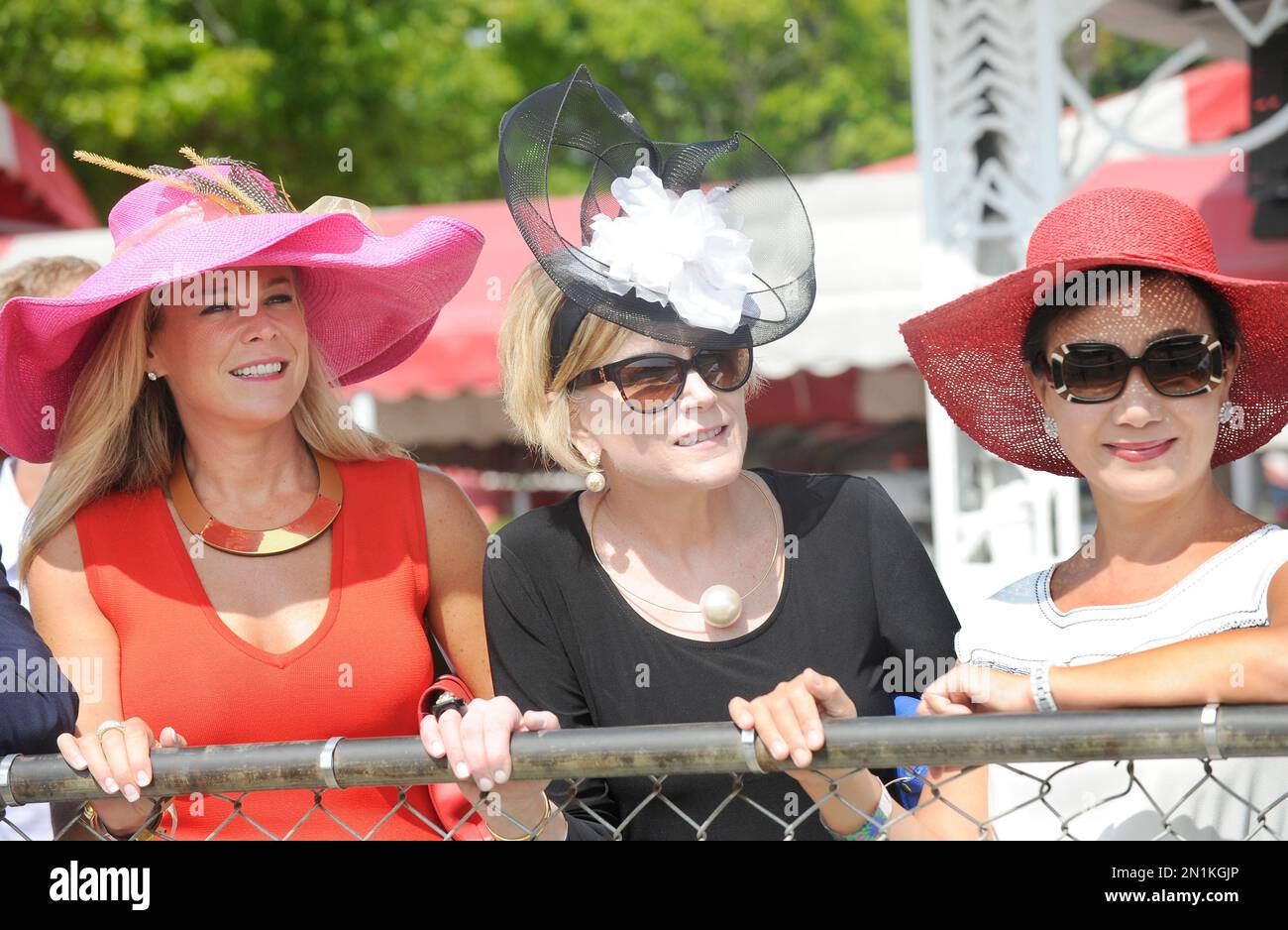 Monica Oberting of Menands, N.Y., left, Jill Taylor of Jacksonville ...