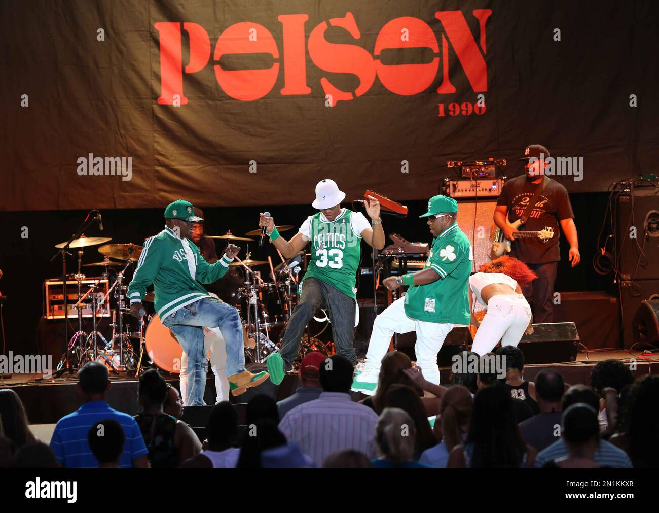 Ricky Bell, Michael Bivins and Ronnie DeVoe with Bell Biv DeVoe ...