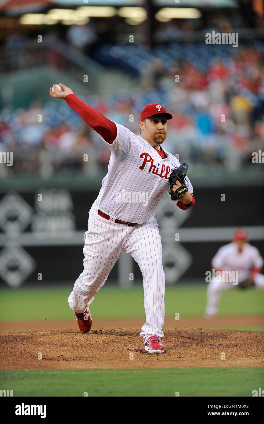Philadelphia Phillies starting pitcher Aaron Harang throws during a ...
