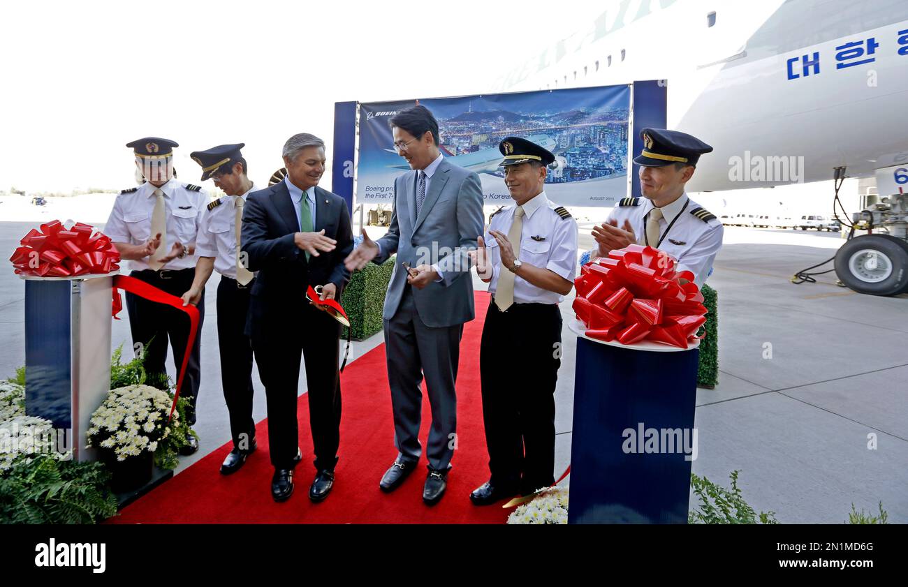 Ray Conner, third left, Boeing president and CEO of commercial airlines ...