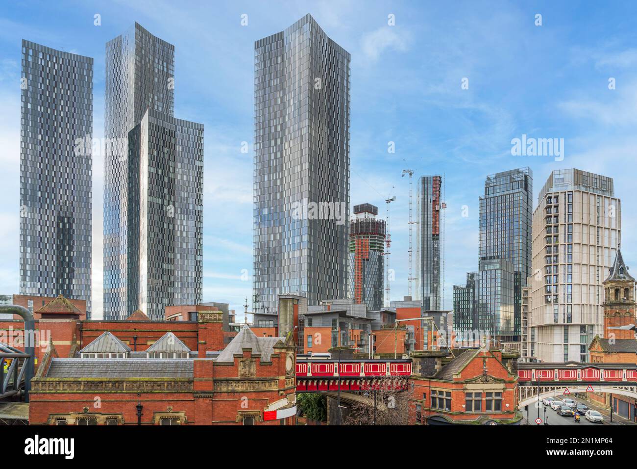 Manchester skyline hi-res stock photography and images - Alamy