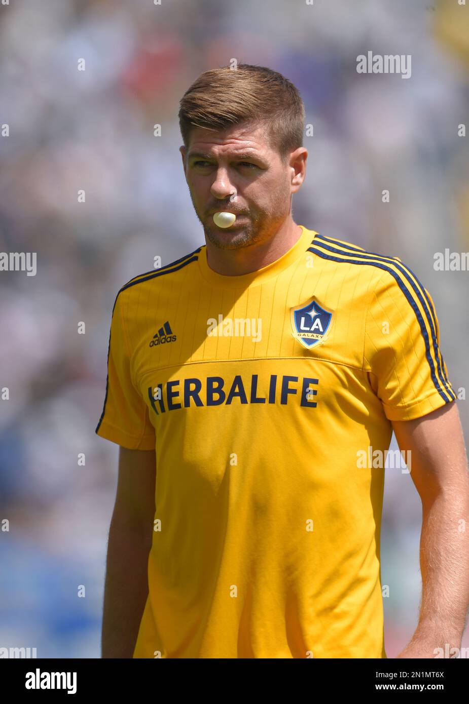 Los Angeles Galaxy midfielder Steven Gerrard, of England, warms up ...