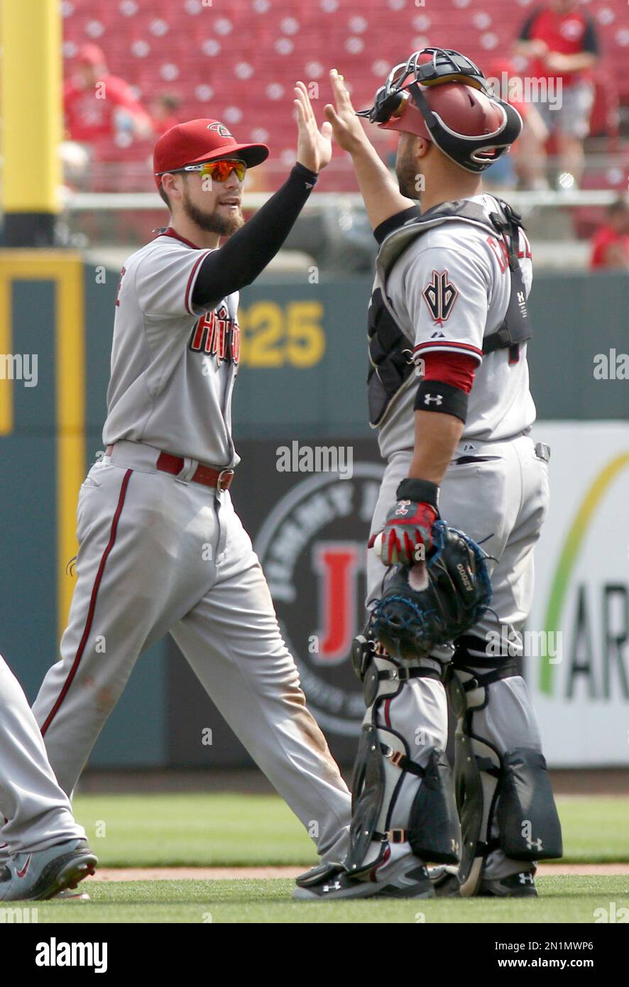 Arizona Diamondbacks center fielder Ender Inciarte, left, and catcher ...