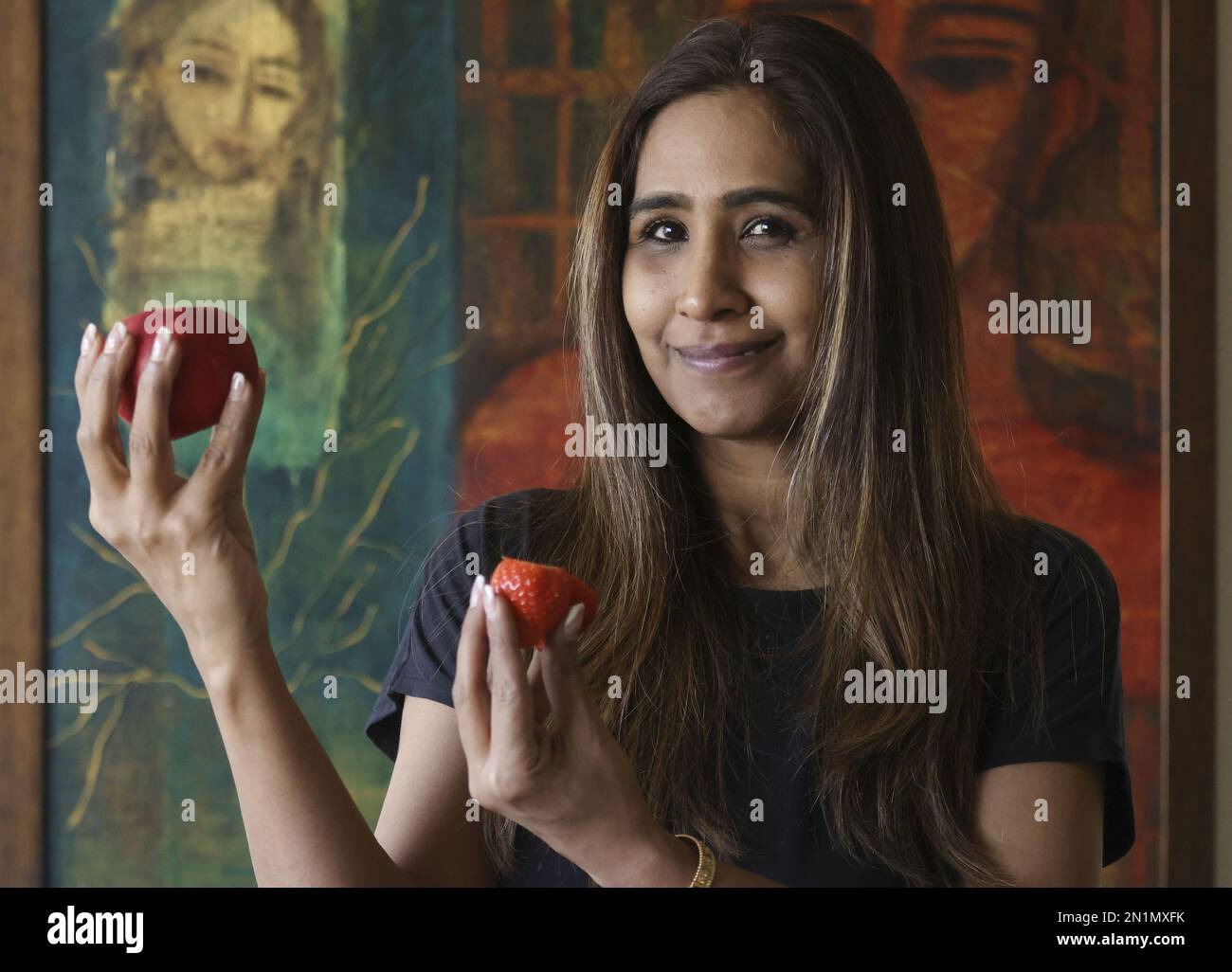 48-year-old Vandana Desai, at her home in Pok Fu Lam. 19JAN23 SCMP / Jonathan Wong Stock Photo ...