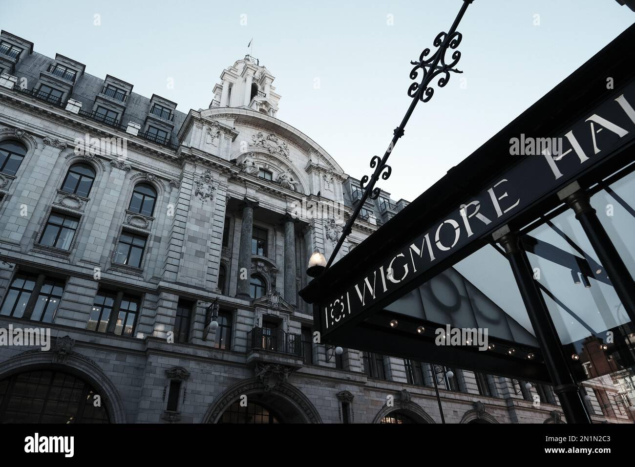 Wigmore hall hi-res stock photography and images - Alamy
