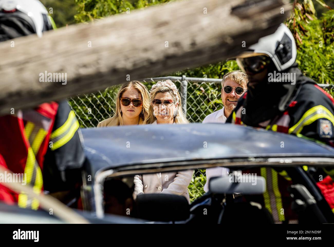 SINT MAARTEN - King Willem-Alexander, Queen Maxima and Princess Amalia ...