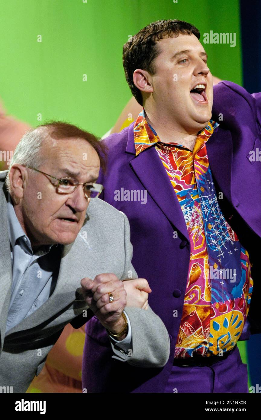 Peter Kay photographed with Jim Bowen at the 2005 Comic REliefe ...