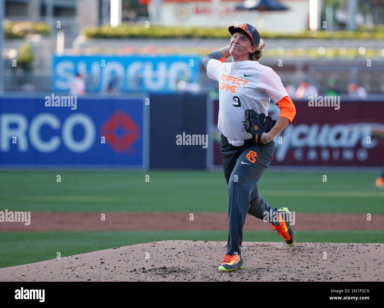 Zachary Hess, from Forest, Va., during the Perfect Game All-American ...