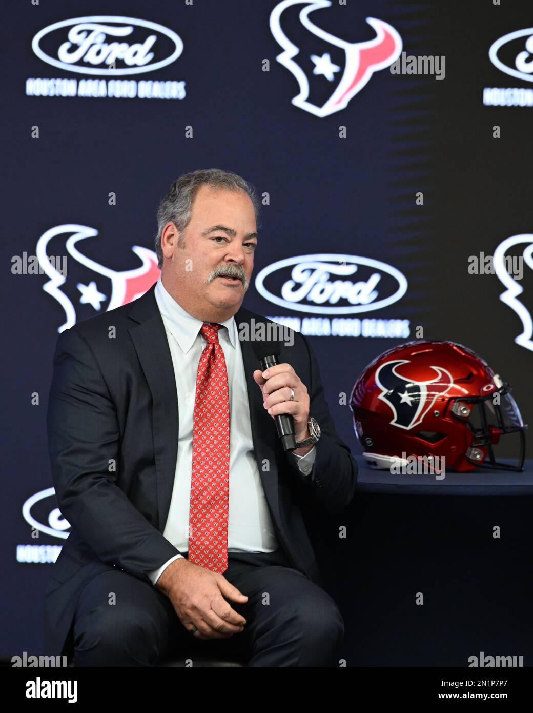 The Houston Texans Chairman and CEO Cal McNair introduces new head ...