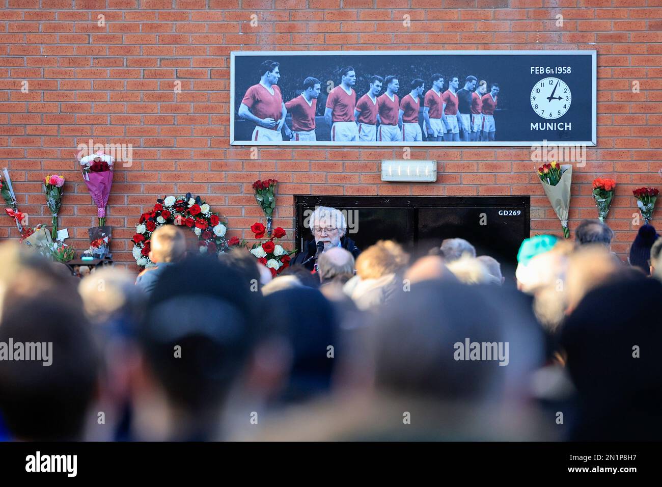 Pete Martin recites a poem as Manchester United mark the 65th ...