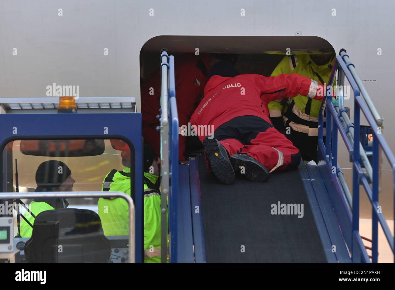 Mosnov, Czech Republic. 06th Feb, 2023. The special rescue team of ...