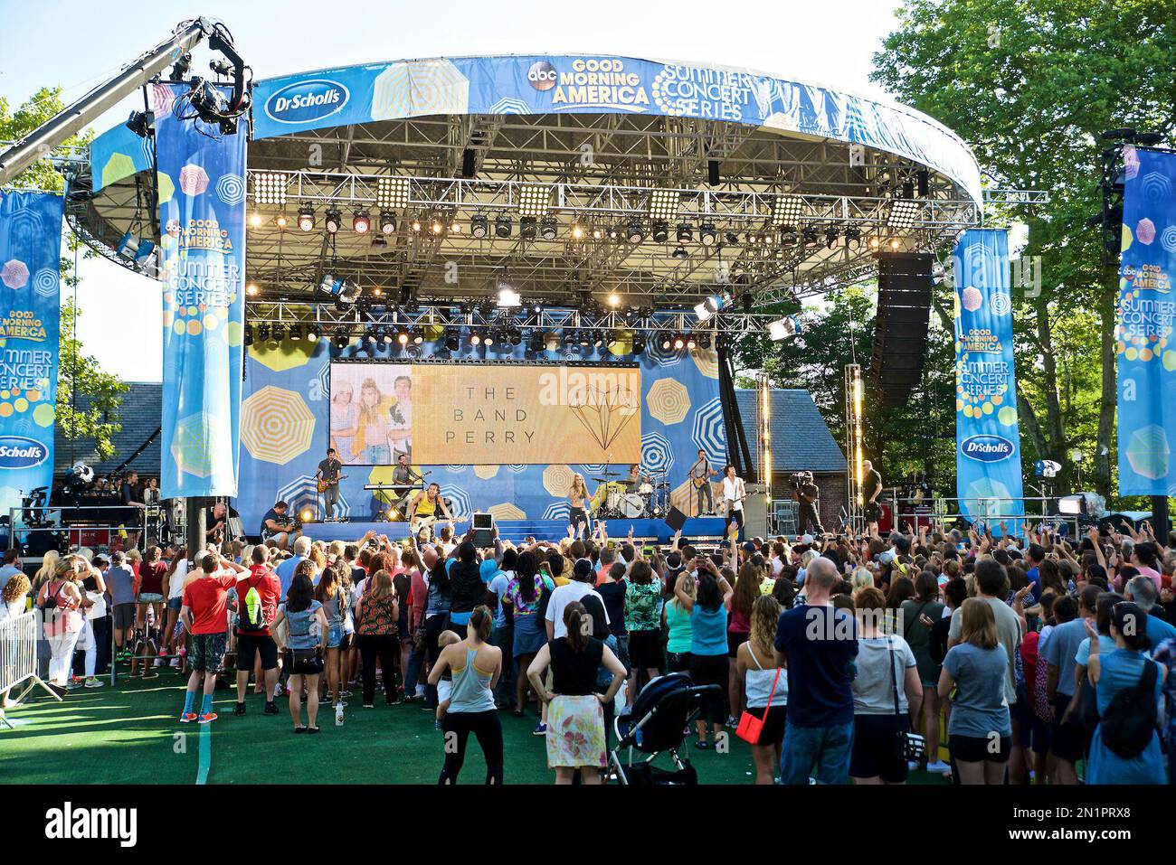 Reid Perry, Kimberly Perry, and Neil Perry of The Band Perry performs ...