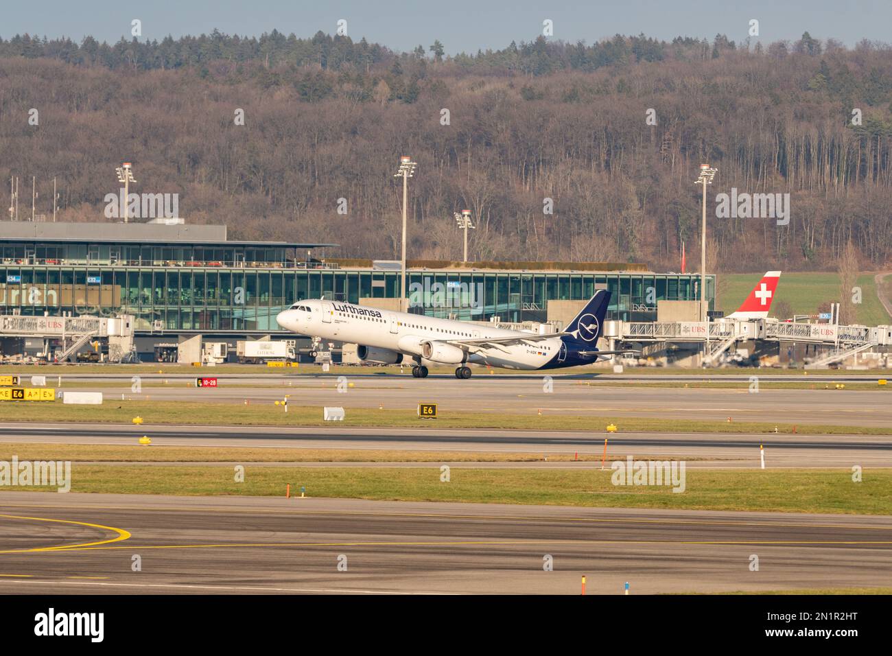 Zurich, Switzerland, January 20,2023 Lufthansa Airbus A321-231 aircraft ...