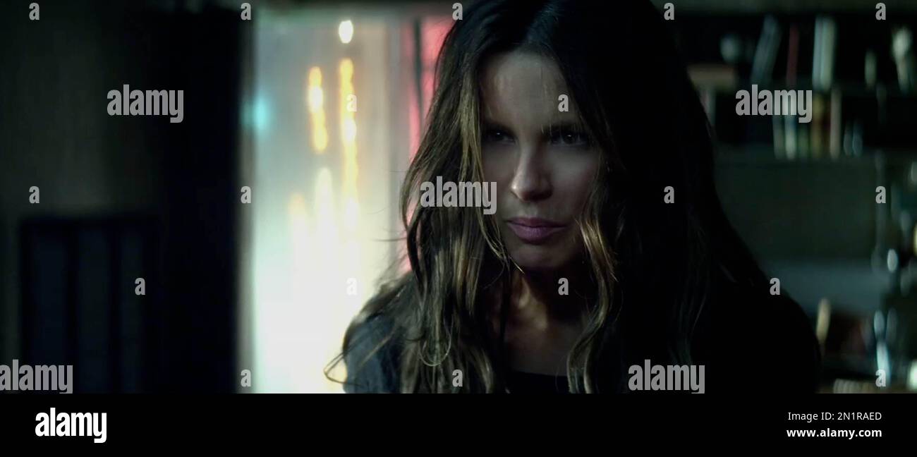 Kate Beckinsale Total Recall Fight