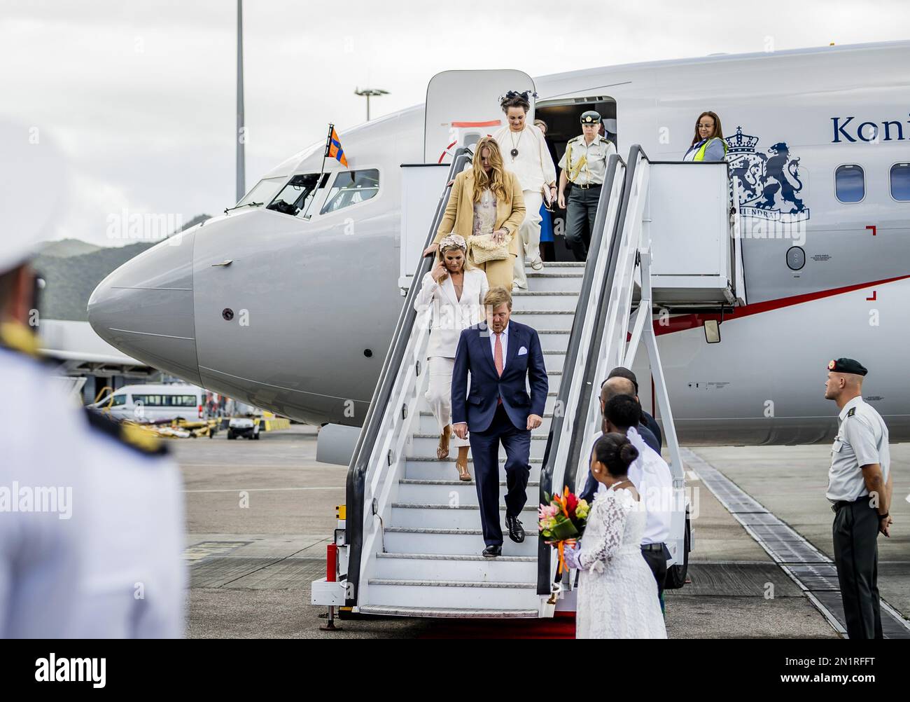 SINT MAARTEN - King Willem-Alexander, Queen Maxima and Princess Amalia ...