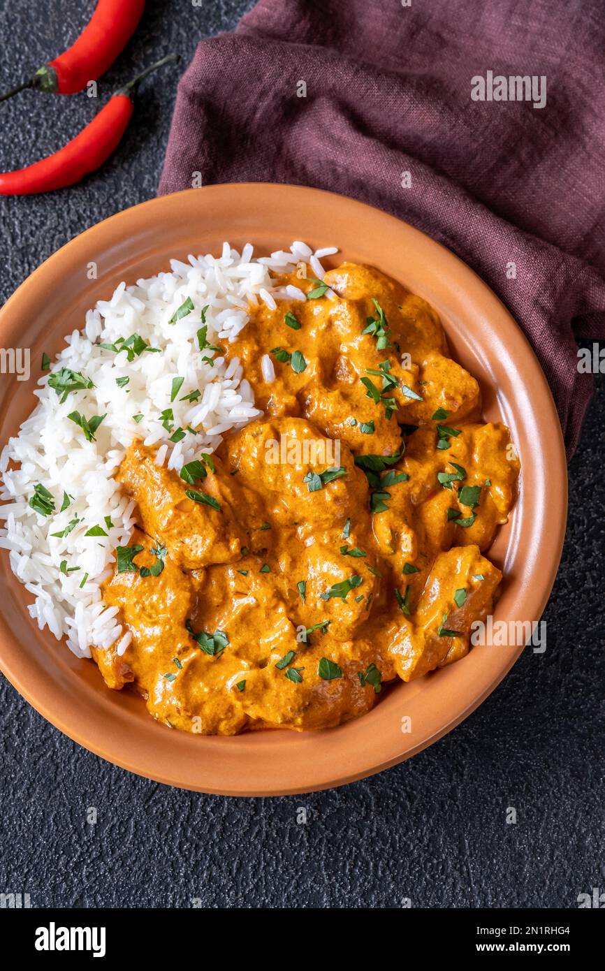 Chicken tikka masala and white rice hi-res stock photography and images ...