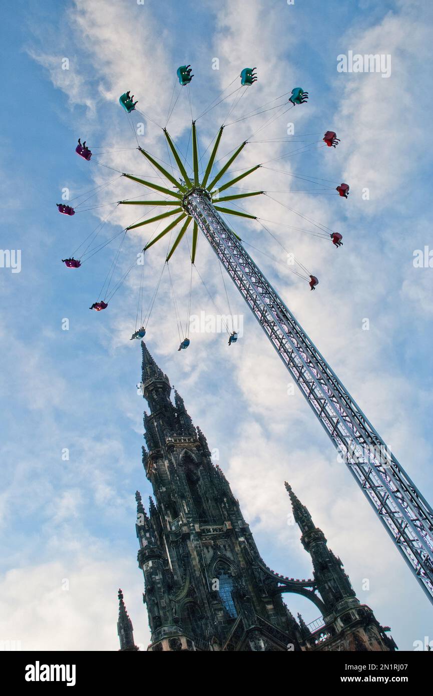 Edinburgh christmas markets hi-res stock photography and images - Alamy