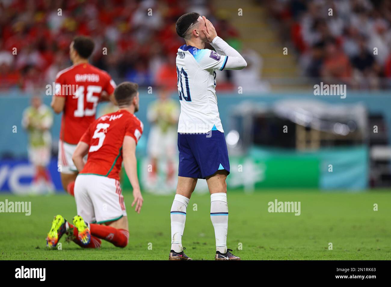 DOHA, QATAR - NOVEMBER 25: Phil Foden during the FIFA World Cup Qatar ...