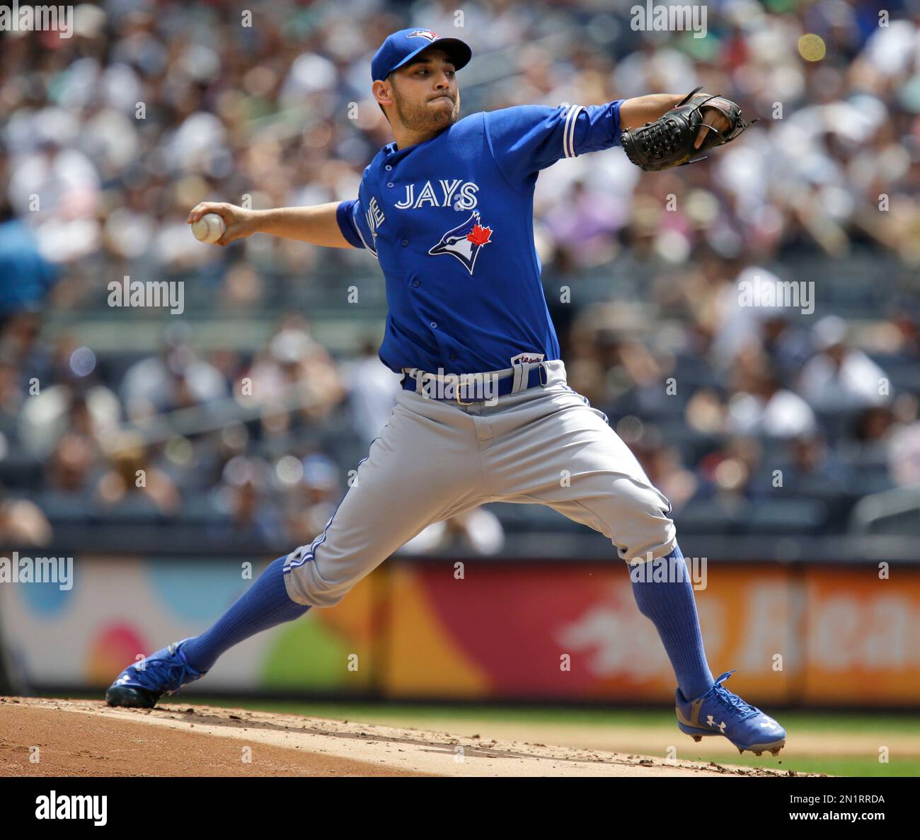 Toronto Blue Jays starting pitcher Marco Estrada throws during the ...