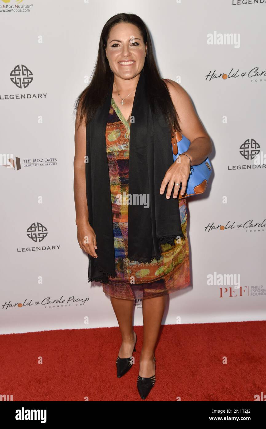 Lisa Hernandez arrives at the 15th Annual Harold and Carole Pump ...