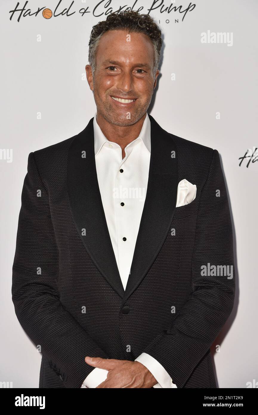 Philip Esformes arrives at the 15th Annual Harold and Carole Pump ...