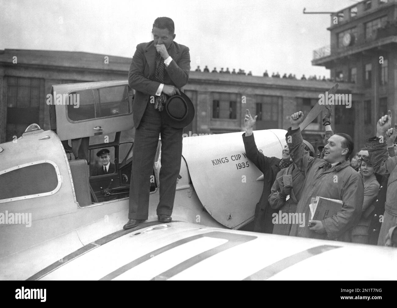 Tommy Rose, who broke the flight record from London to the Cape ...