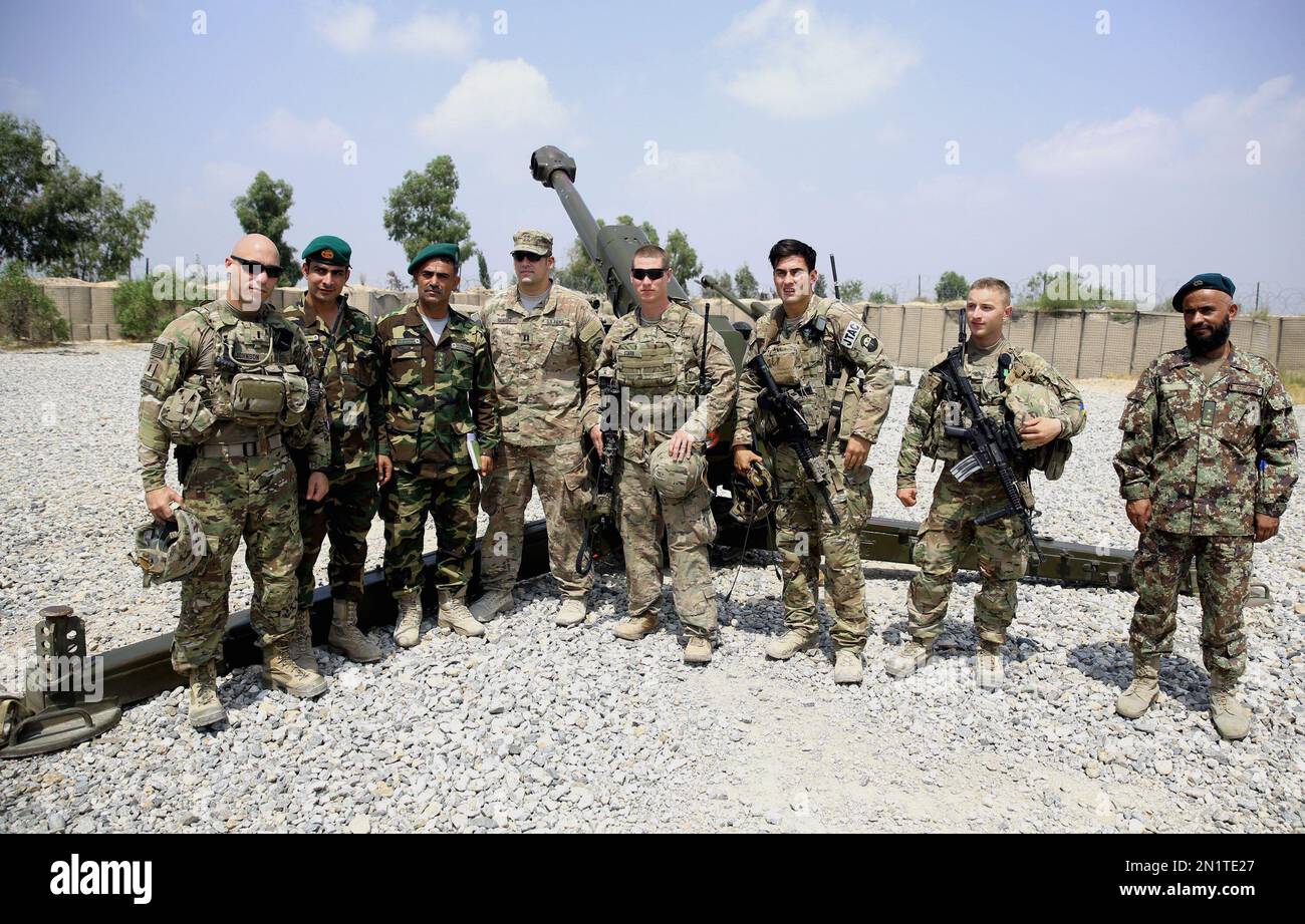U.S. Army soldiers from Charlie Company, 2-14 Infantry Regiment, 2nd ...