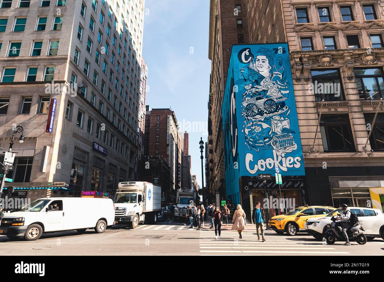 NEW YORK, USA - OCTOBER 11, 2022: Urban street in Manhattan district at ...