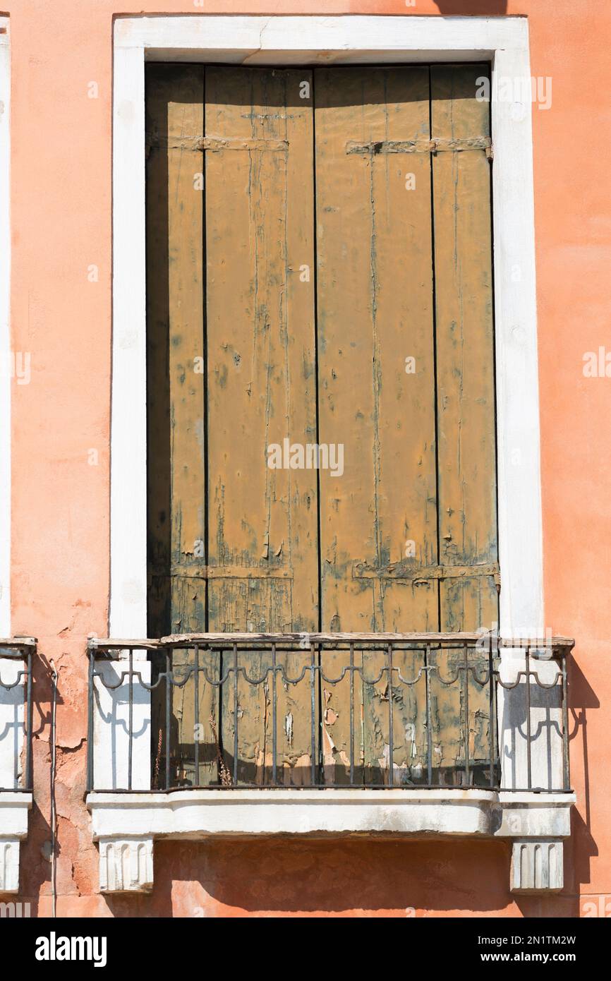 Italy, Venice, Venetian windows Stock Photo - Alamy