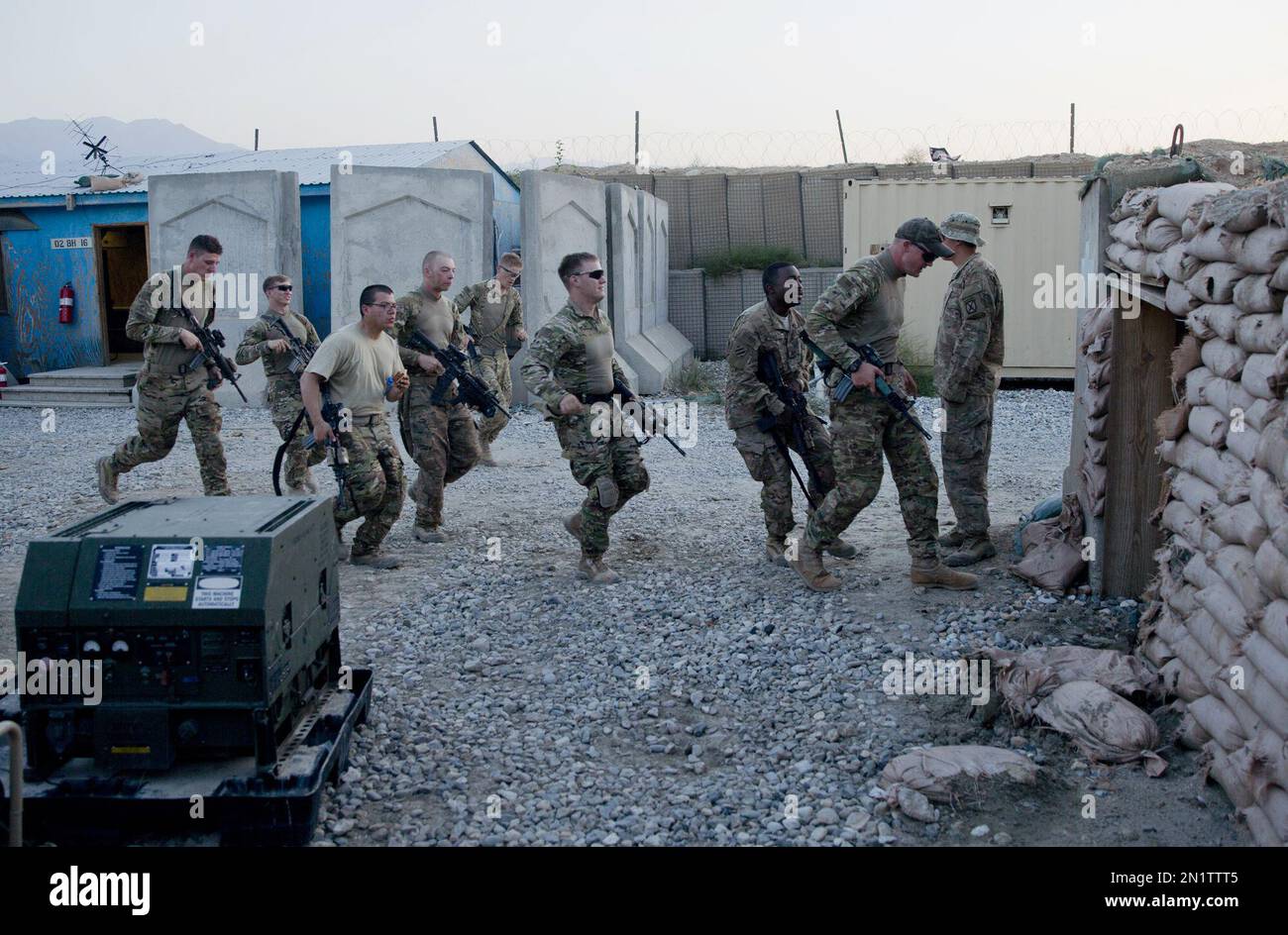 U.S. Army soldiers from Charlie Company, 2-14 Infantry Regiment, 2nd ...