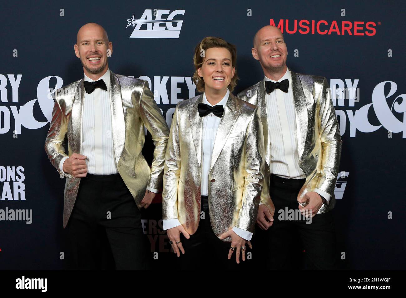 LOS ANGELES - DEC 3: Phil Hanseroth, Brandi Carlile, Tim Hanseroth at ...