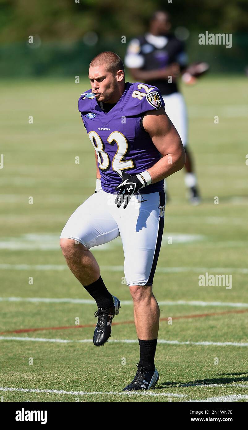 Baltimore Ravens tight end Nick Boyle runs a drill during NFL football ...