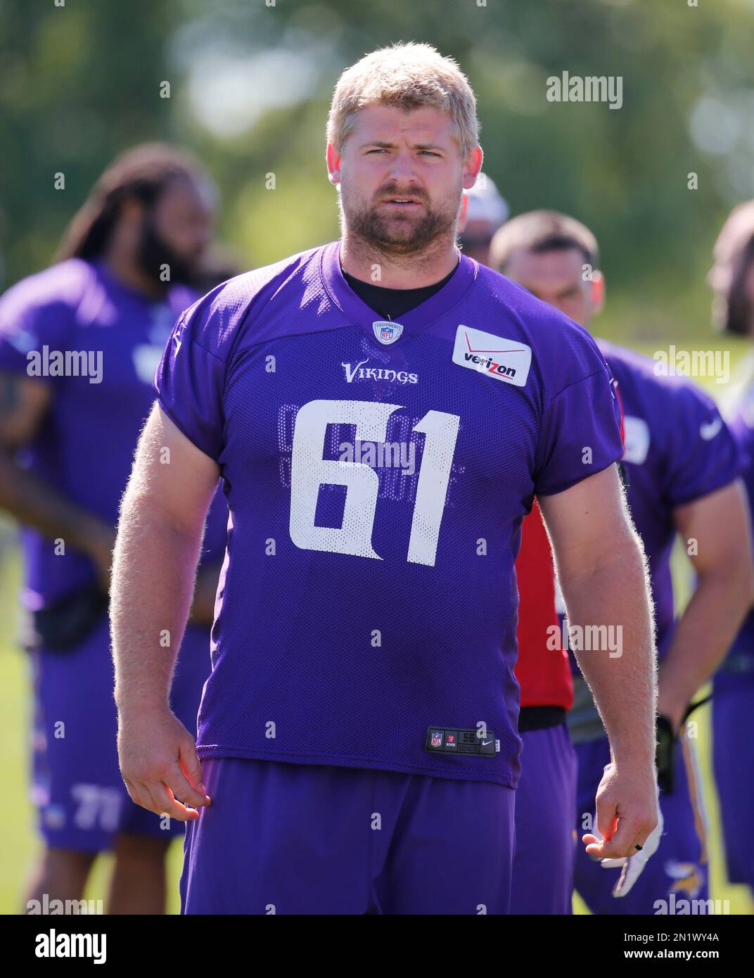 Minnesota Vikings center Joe Berger participates in practice at an NFL ...