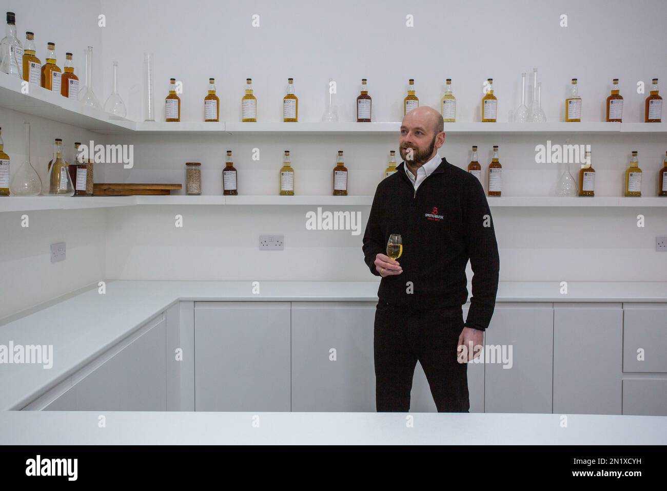 Sampel room hi-res stock photography and images - Alamy