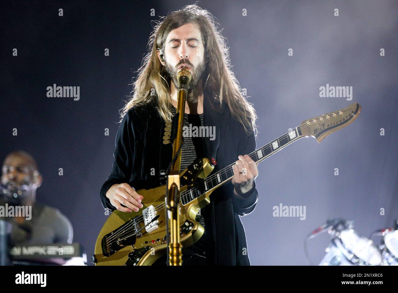 Daniel Wayne Sermon of Imagine Dragons performs at The Forum on Friday ...