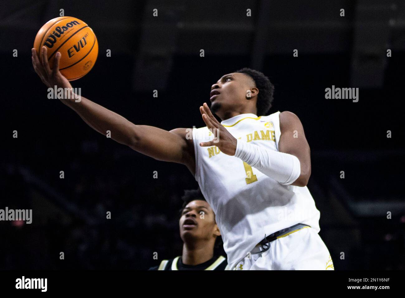 Notre Dame's JJ Starling (1) drives to the basket during the second ...