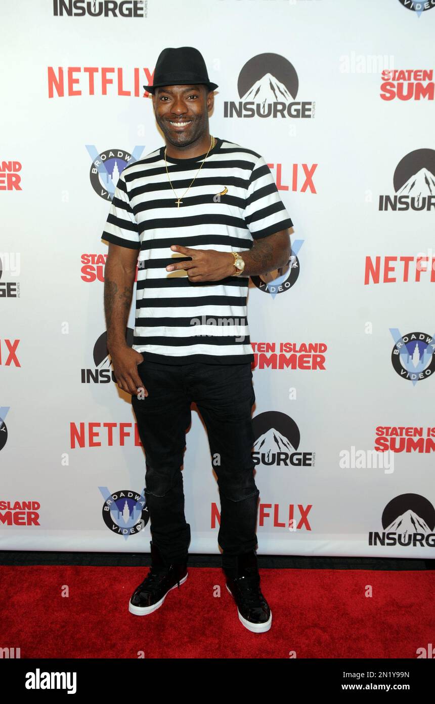Actor Hassan Johnson poses on the red carpet at the premiere of the ...