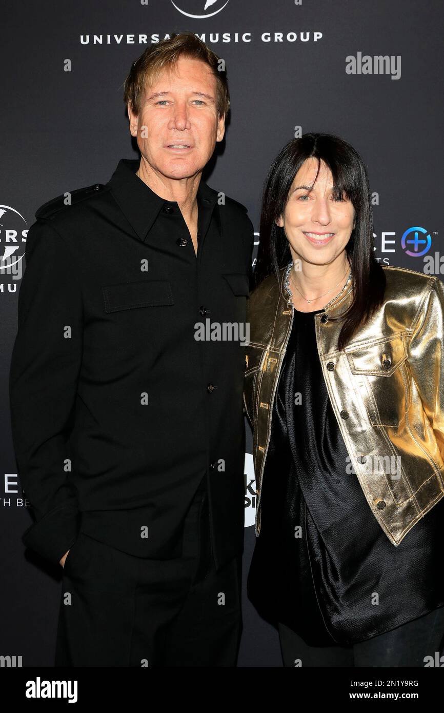 Dr lawrence piro hi-res stock photography and images - Alamy