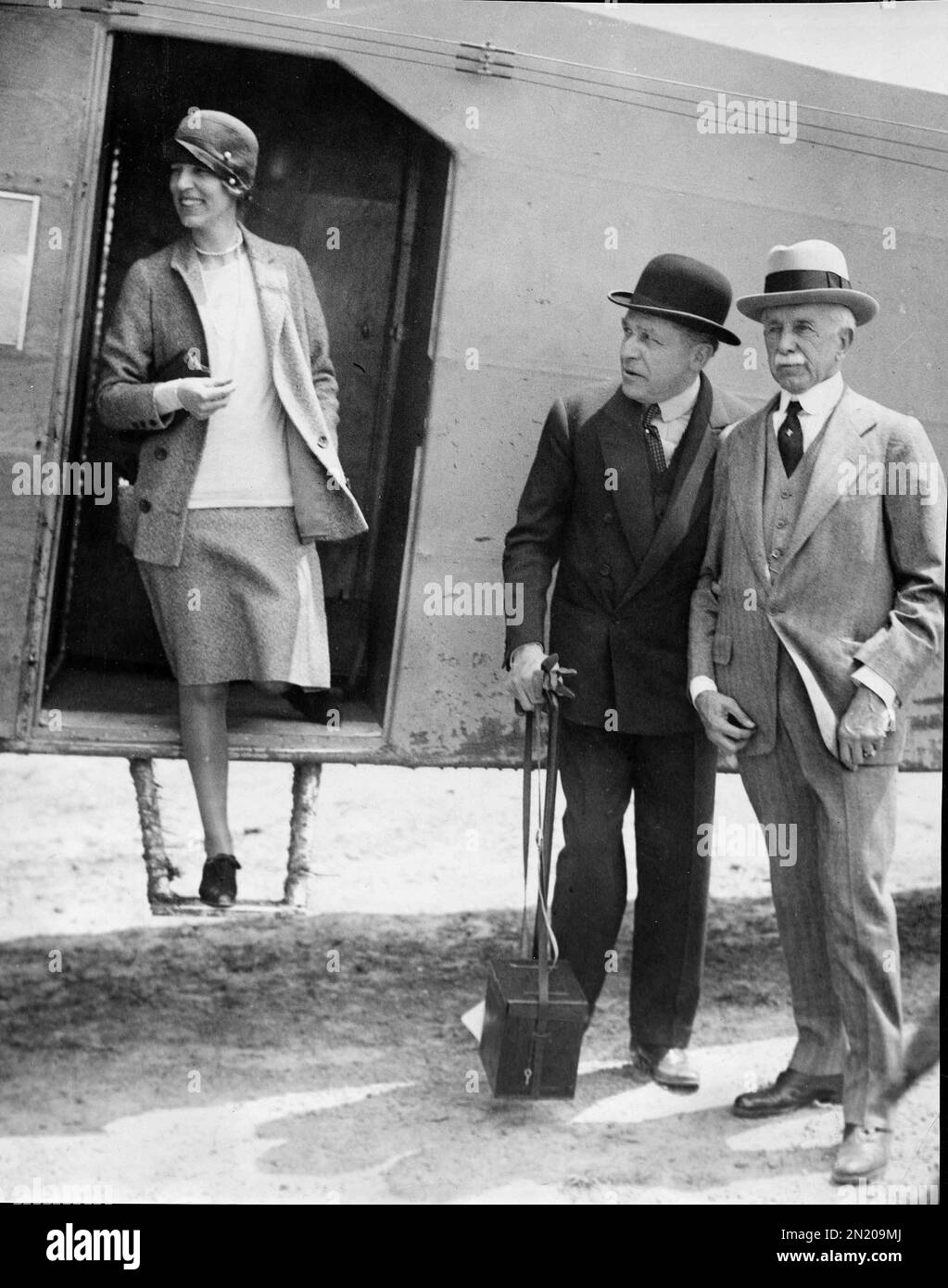 Alfred Loewenstein, Belgian financier and one of the world's richest ...