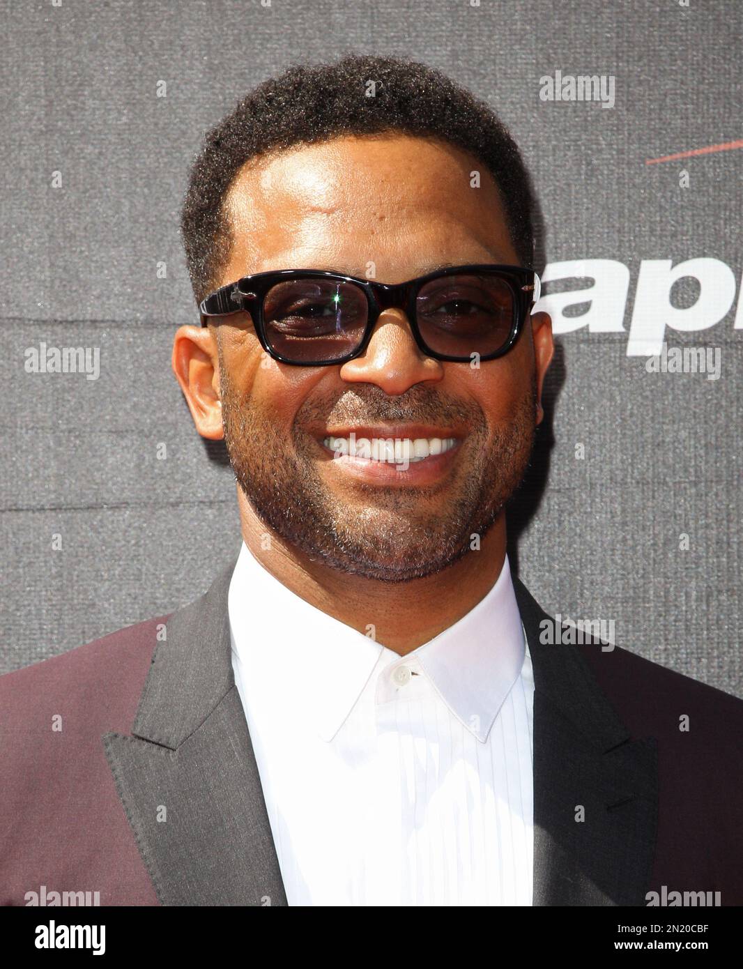 Mike Epps arrives at the ESPY Awards at the Microsoft Theater on ...