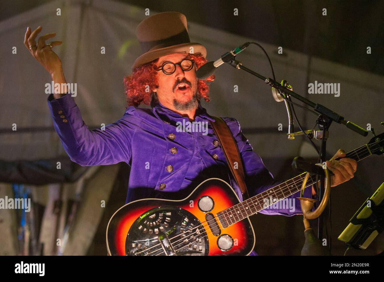 Les Claypool of Primus and the Chocolate Factory with The Fungi ...