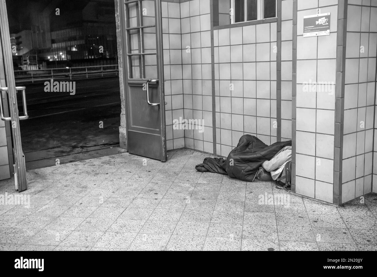Homeless in subway hi-res stock photography and images - Alamy