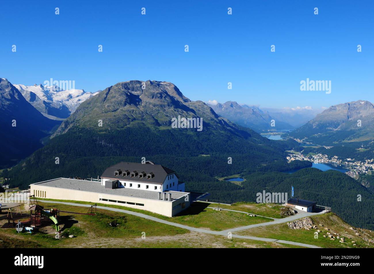The first zero CO2 emmission hotel of the Swiss alps on Muotas Muragl ...