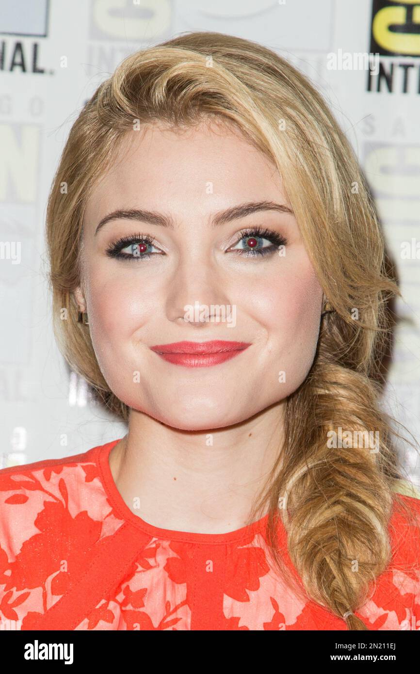Skyler Samuels attends the "Scream Queens" press line on day 4 of Comic ...