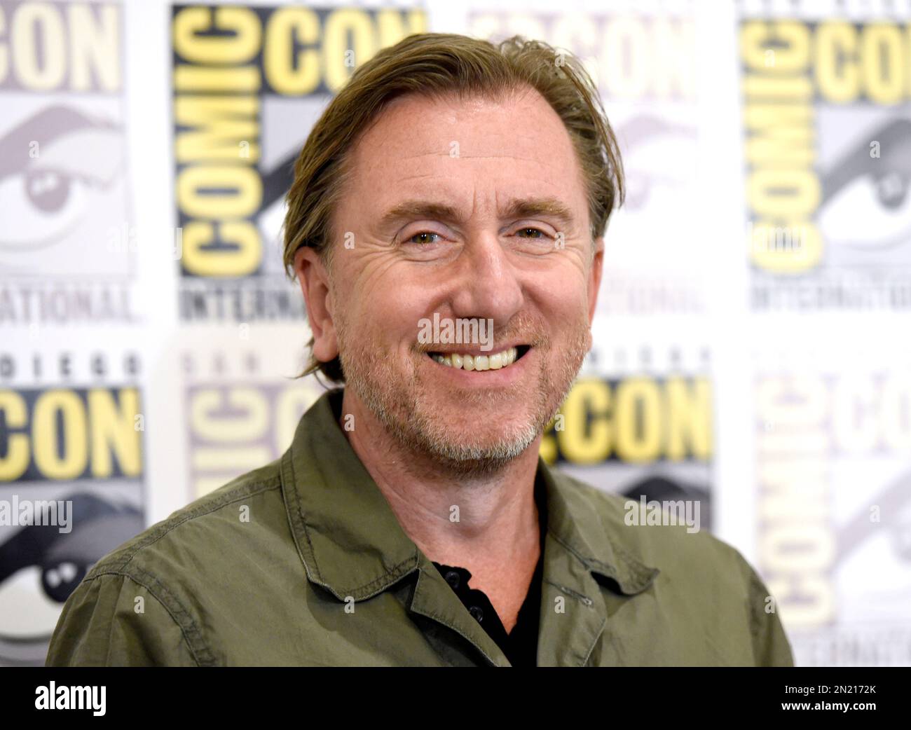 Tim Roth attends the "The Hateful Eight" press line on day 3 of Comic ...