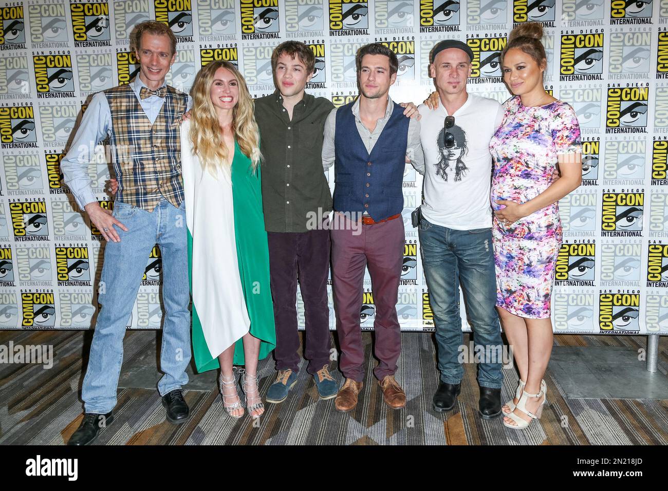 Doug Jones Falling Skies