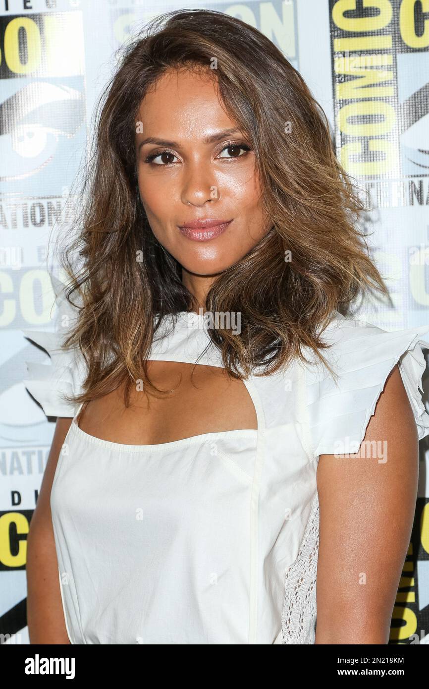 Lesley-Ann Brandt attends the "Lucifer" press line on day 2 of Comic ...