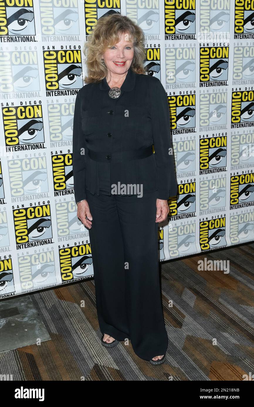 Marta Kristen attends the "Lost in Space" press line on day 2 of Comic ...